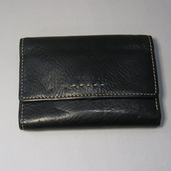 Fossil | Bags | Black Fossil Trifold Leather Wallet | Poshmark
